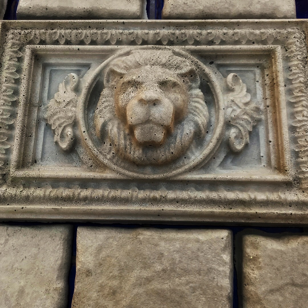 Lion Horizontal Mold 14" | Pacific Mold Design